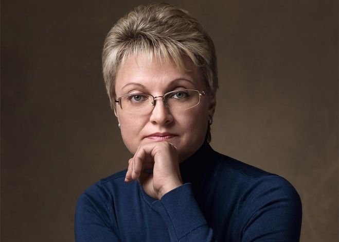 Ледерман "Календарь майя", какова история создания, жанр? Сколько страниц?